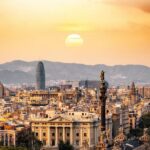 Barcelona: Sagrada Familia, Modernism, and Old Town Tour - Detailed Breakdown of the Itinerary