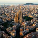 Barcelona: Sagrada Familia skip the line Guided Tour - Detailed Breakdown of the Experience