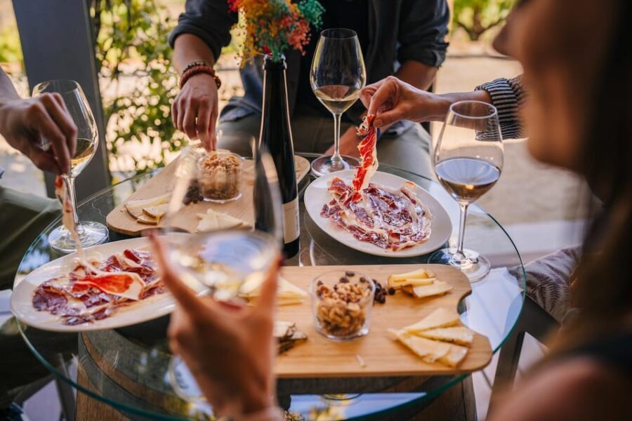 Barcelona: Sailing Cruise & Vineyard Tour with Wine Tasting - An In-Depth Look at the Itinerary