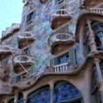 Barcelona: Sant Pau and Casa Batllo Guided Tour - The Magic of Casa Batlló