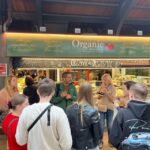 Barcelona: Street Food & Sightseeing Tour with Local Market - What’s included and what’s not