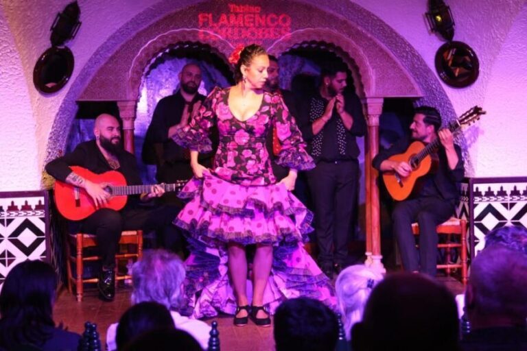 Barcelona: Tablao Flamenco Cordobes Show and Drink in Rambla - What Youll Experience