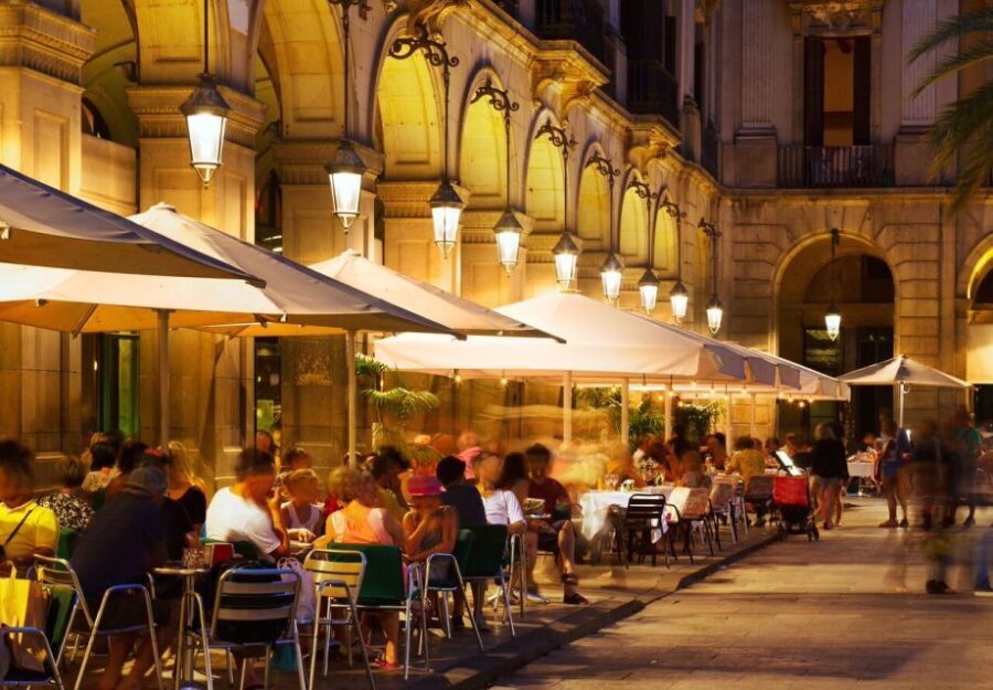 Barcelona: Tapas Walking Tour & Flamenco Show - What’s Included and What’s Not