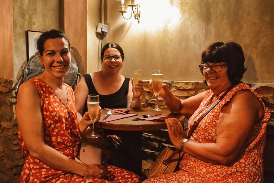 Barcelona: Tapas Walking Tour with Food, Wine, and History - Detailed Breakdown of the Itinerary