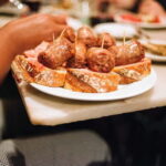 Barcelona: Tapas, Wine & History Tour of the Old Town - Insights from Reviews: What Travelers Love