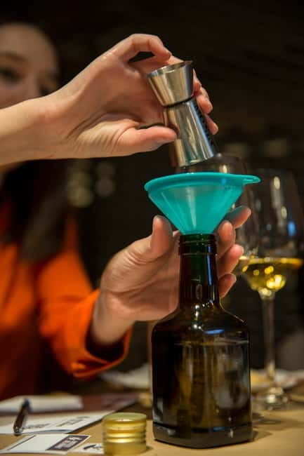 Barcelona: Vermouth-making workshop with aperitif - Exploring the Experience
