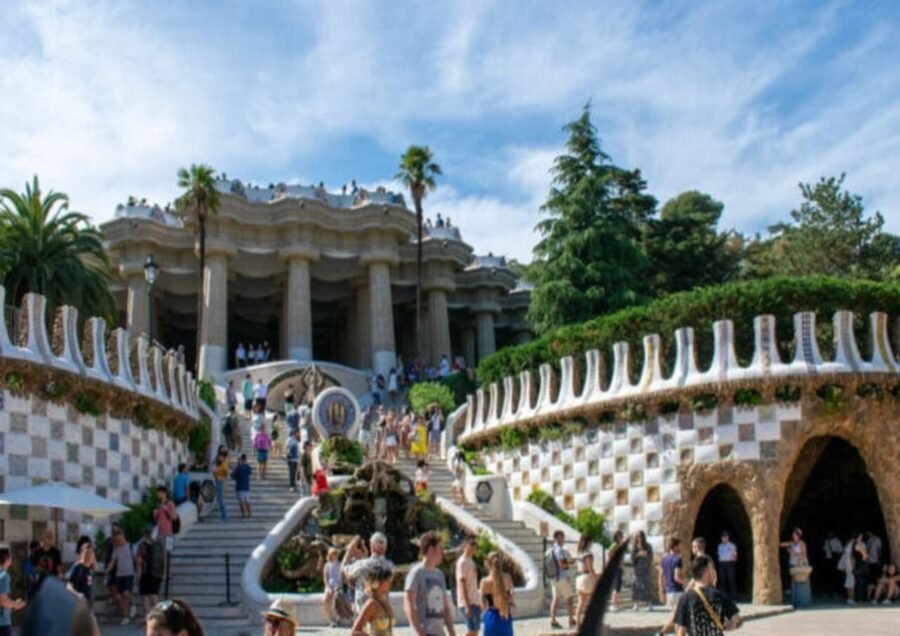 Barcelona Walking Tour 3 hours - Montjuïc Viewpoints: A Perfect First Stop