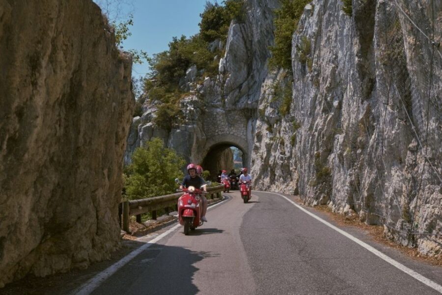 Bardolino: Lake Garda self-guided Vespa tour - The Experience Provider