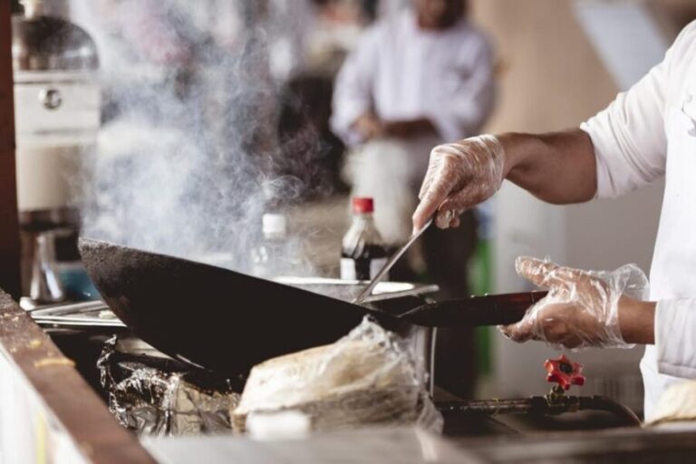 Bari: Cooking Class with well-known Chef - Analyzing the Value