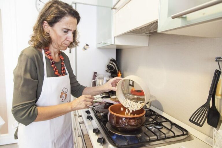 Bari: Private Cooking Class at a Local's Home - A Breakdown of the Experience