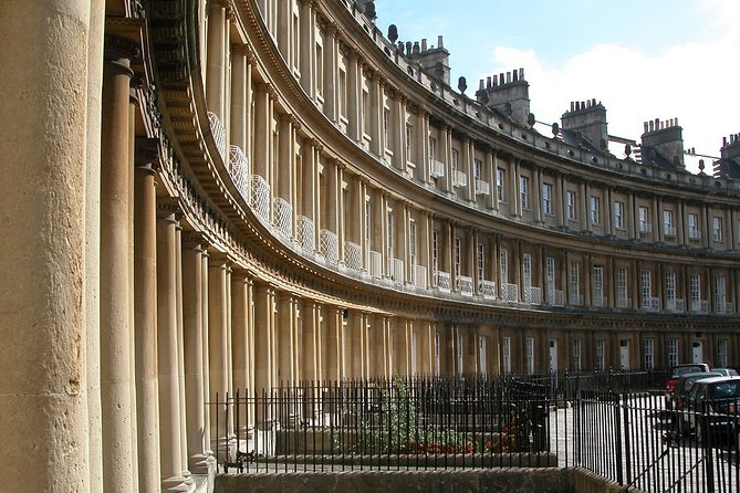 Bath Private Family Tour With Bath University Guide - Key Points