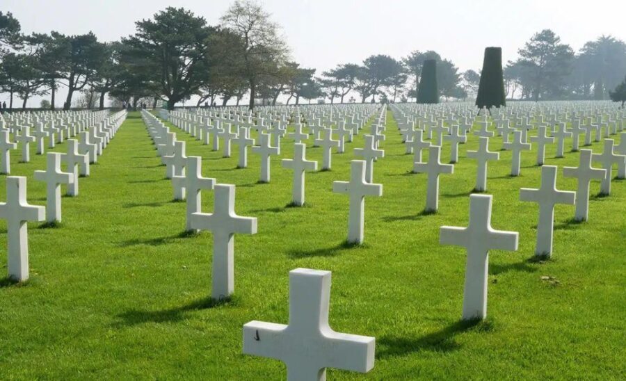 Bayeux: Normandy D-Day Landing Beaches Full-Day Guided Tour - The Value of Guided Expertise and Small Group Dynamics