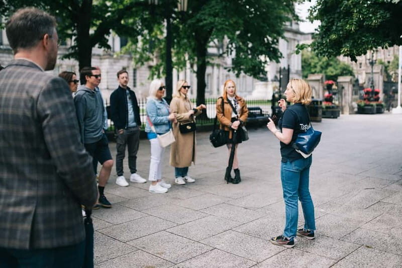 Belfast: A 5 Stop Sunday Brunch Tour with Cocktails - Who Will Love This Tour?