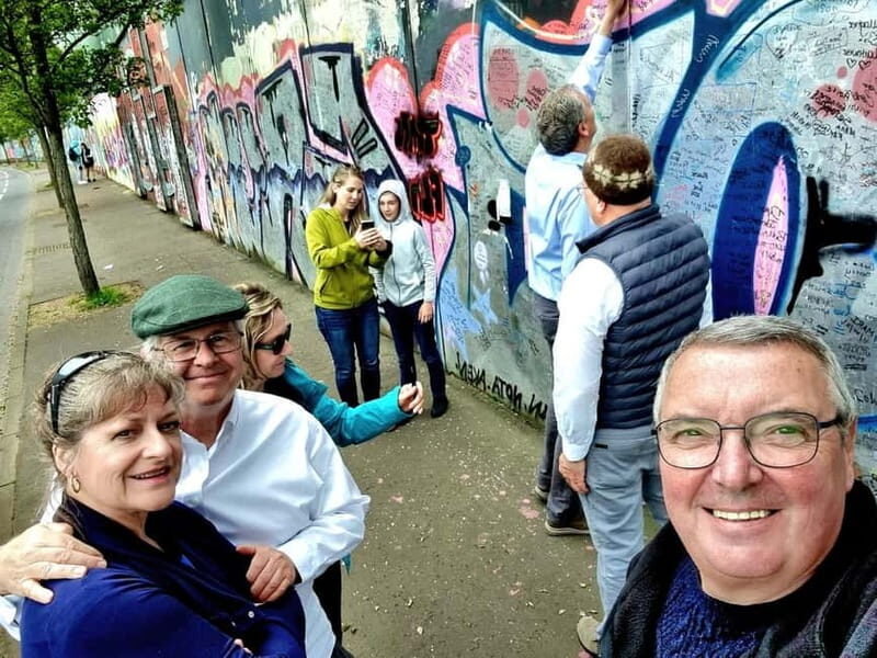 Belfast Political and Mural Taxi Conflict History Tour - What to Expect from the Belfast Conflict History Tour