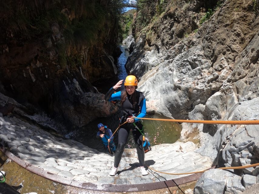 Benahavís: Canyoning Guided Tour at Guadalmina River - Detailed Breakdown of the Route