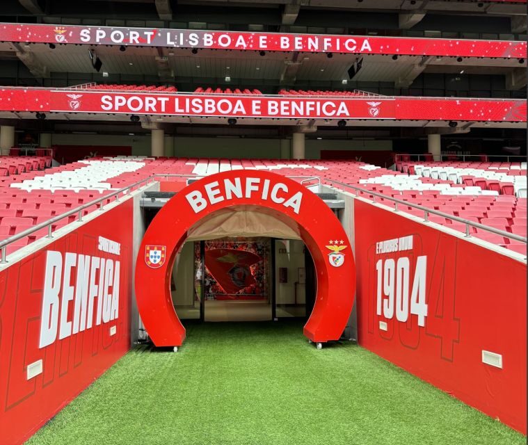 Benfica Stadium and Museum Tour - Stepping onto the Field: A Unique Perspective