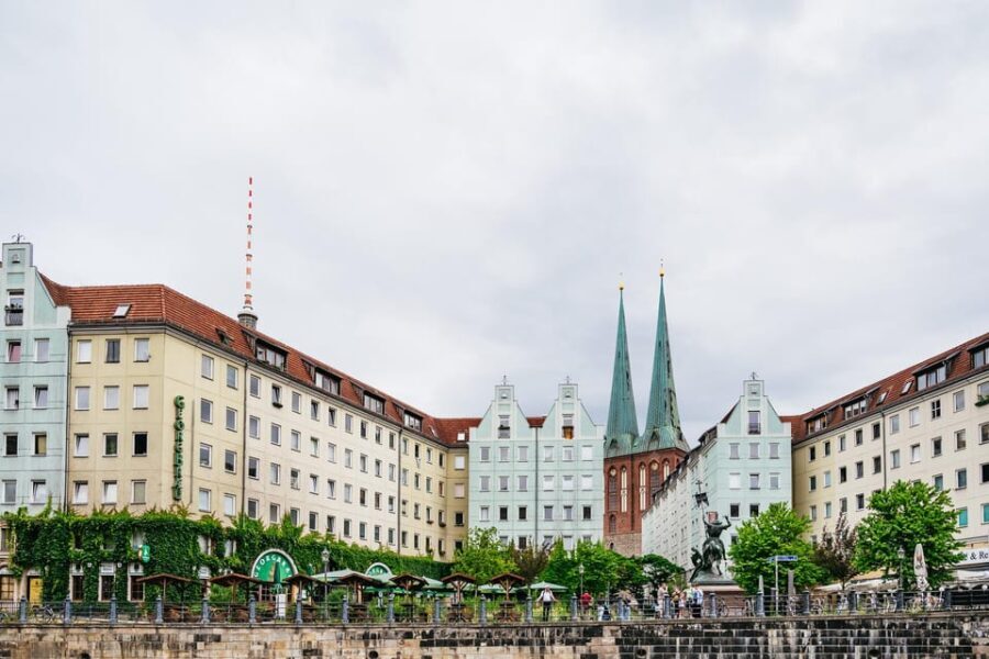 Berlin: 1-Hour City Sightseeing Cruise - Why This Cruise Works Well