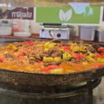 Berlin: 3.5-hour culinary bike tour away from the landmarks - The Turkish Market on Maybachufer