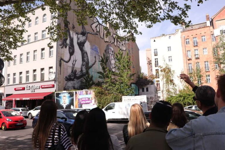 Berlin: Alternative & Street Art Tour - Key Points