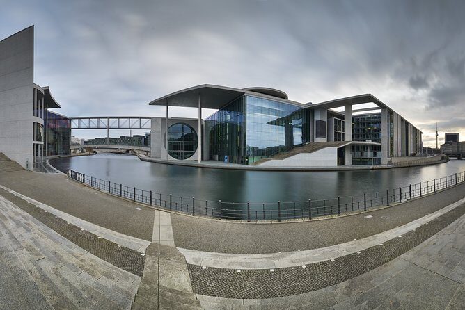 Berlin Architecture/River Spree Full Day Photography Tour - Who Should Book This Tour?