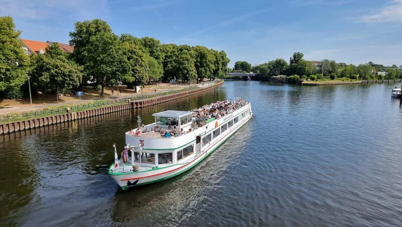 Berlin: Castles tour on the Havel - Exploring the Itinerary in Detail