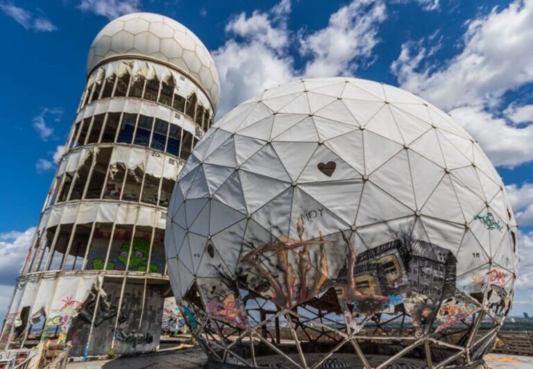 Berlin: Cold War Walking Private Tour with Guide - Who Will Love This Tour?
