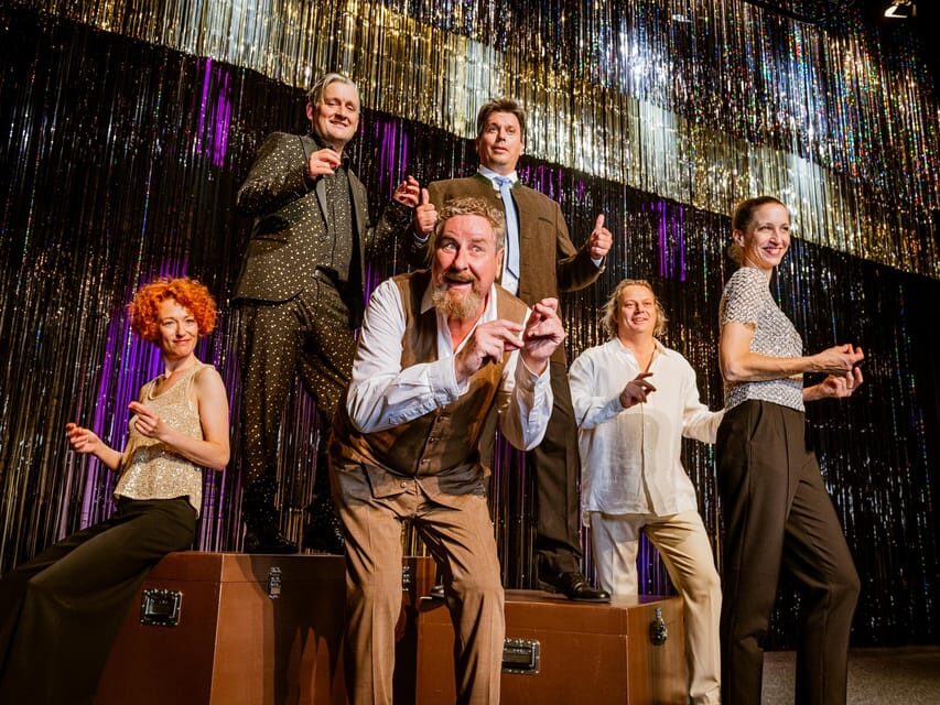 Berlin: DISTEL - The capital cabaret - Why Visit DISTEL? The Real Benefits