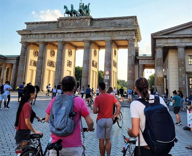 Berlin: East and West Wall Tour by Bike with a Guide - The Itinerary: What to Expect at Each Stop