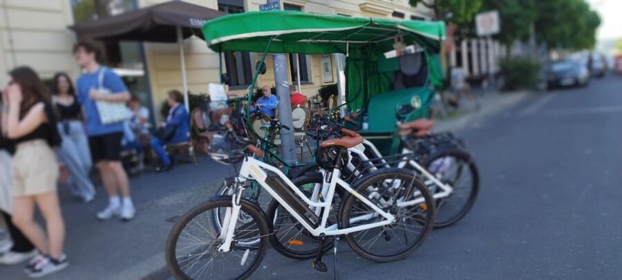 Berlin (E)Bike Tour Historical Highlights in Small groups - Top Highlights of the Tour