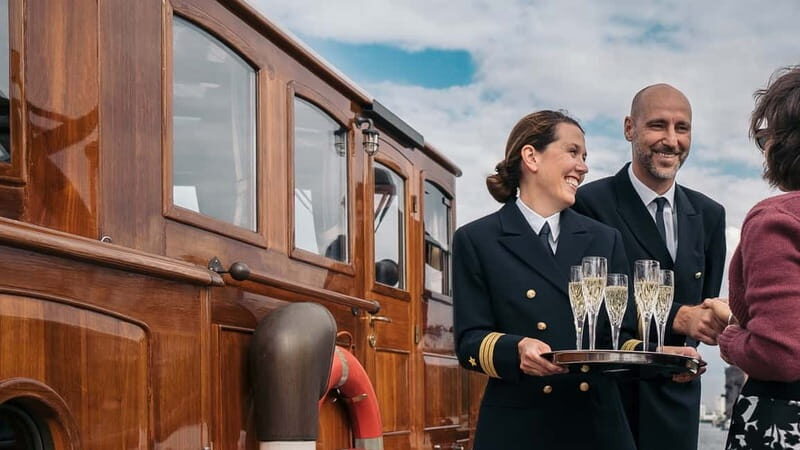 Berlin: Evening Yacht Cruise with Aperitif - What the Cruise Offers and What to Expect