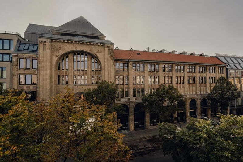 Berlin: Fotografiska Entry plus Guided Tour (English) - The Guided Tour: What You Can Expect