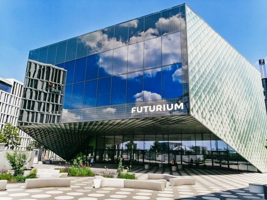 Berlin: Government Quarter Tour and Reichstag Dome Visit - Deep Dive into the Tour Experience