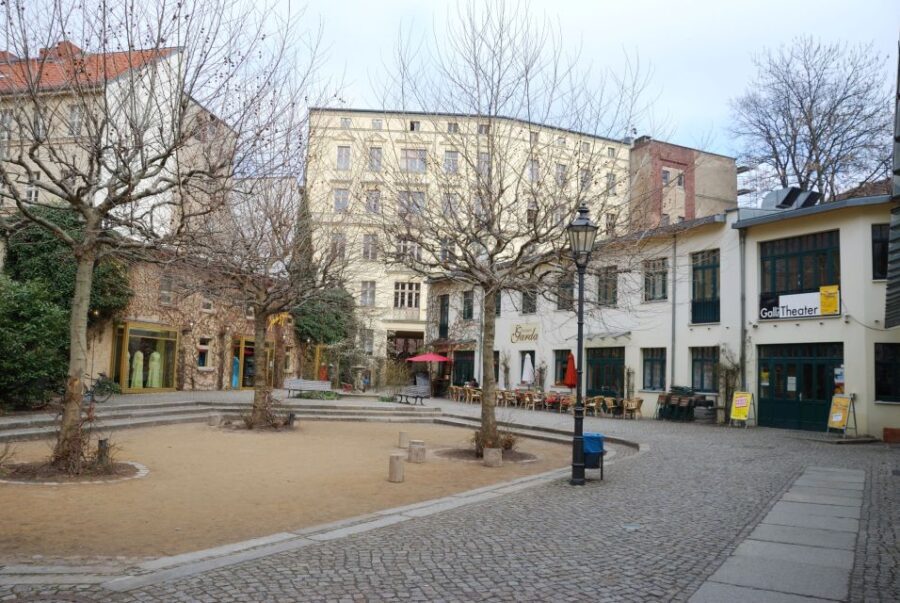 Berlin: Hackesche Höfe Courtyards Walking Tour - A Closer Look at the Itinerary