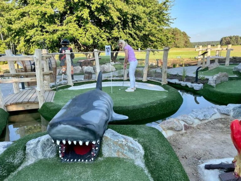 Berlin: Pirate´s Island Adventure Mini Golf Ticket - Why This Mini Golf Outing Stands Out