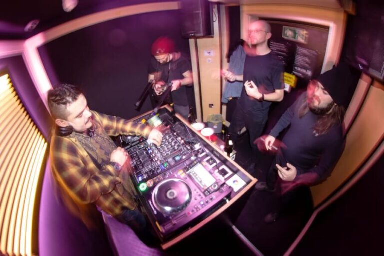 Berlin: Premium Underground Party Tour - What Makes This Tour Stand Out