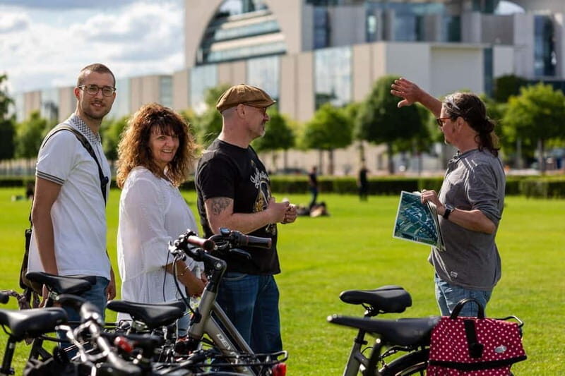 Berlin: private Bike Tour Through City Center - Exploring Berlin’s Heart on Two Wheels