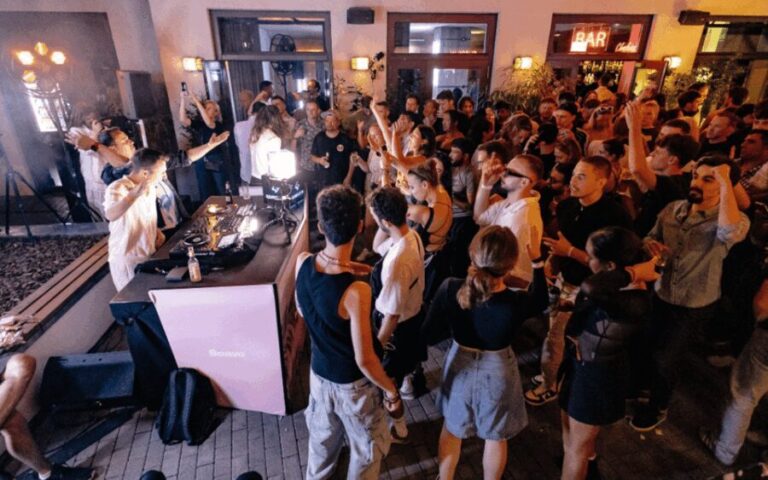 Berlin: Pub Crawl with Shots and VIP Club Entry - What You’ll Really Experience