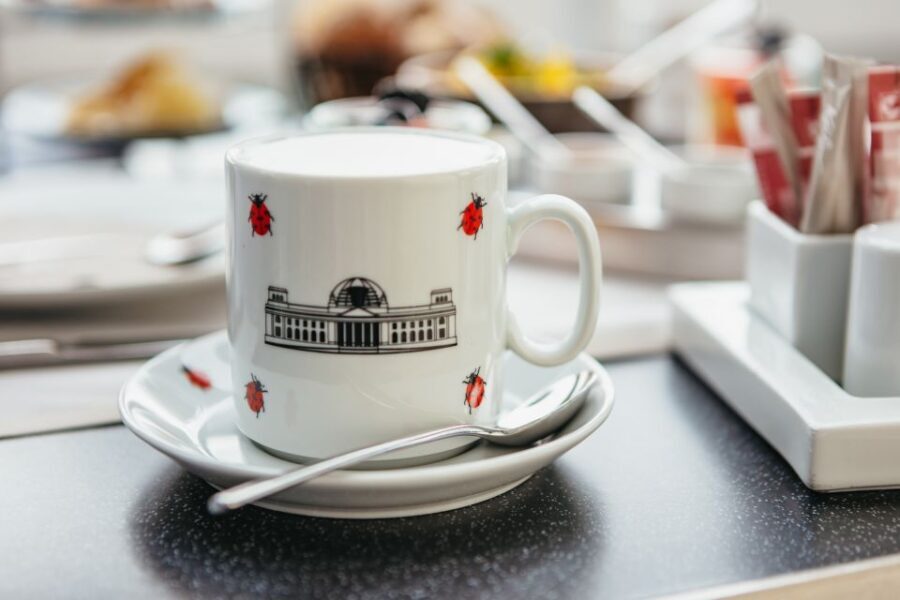 Berlin: Rooftop Breakfast at Käfer Restaurant Reichstag - The Experience of the Reichstag Dome and Building