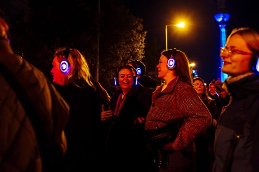 Berlin: Walk and Dance Silent Disco Tour with 80s / 90s - Unique Stops and Highlights