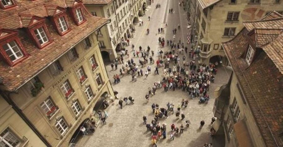 Bern: 90-Minute Stroll Through the Old Town - Bern Münster: The Gothic Masterpiece
