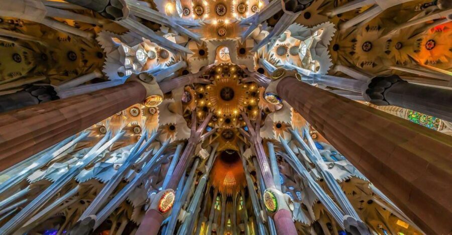 Best of Barcelona & Gaudi's Sagrada Familia w/ Hotel Pickup - Who Will Love This Tour?