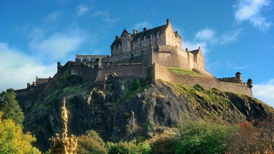 Best of Edinburgh: Private Walking Tour with a Local - Exploring Edinburgh’s Iconic Spots & Hidden Corners