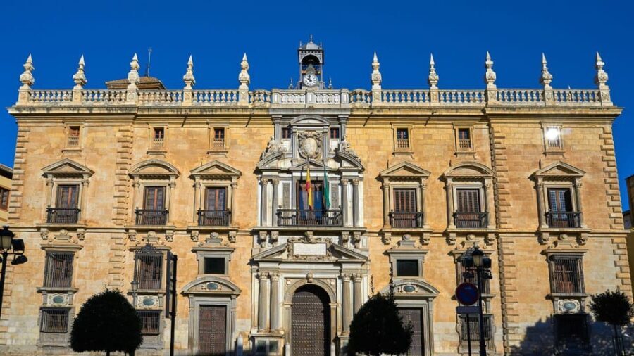 Best of Granada: Private Walking Tour with a Local - Exploring the Itinerary and Highlights