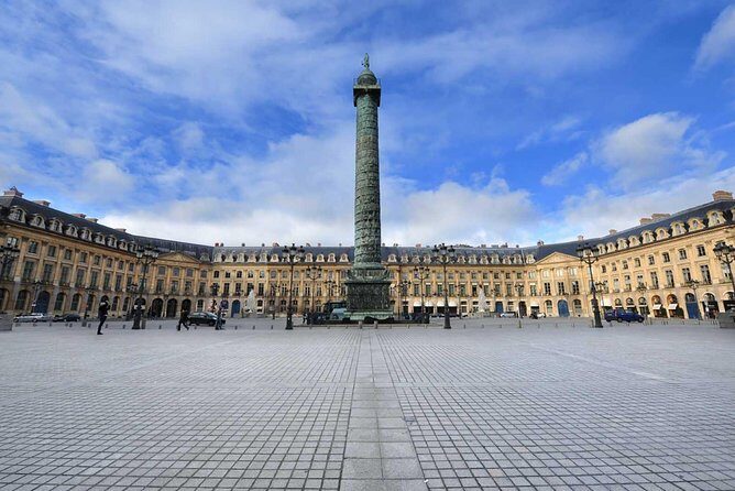 Best of Paris in 2 hours (for photos only and starting from Paris only) - Navigating the Itinerary: What to Expect at Each Stop