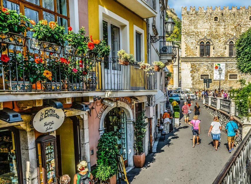 Best Tour di Taormina, Castelmola, Isola Bella e Messina - The Practical Side: Transport, Flexibility, and Cost