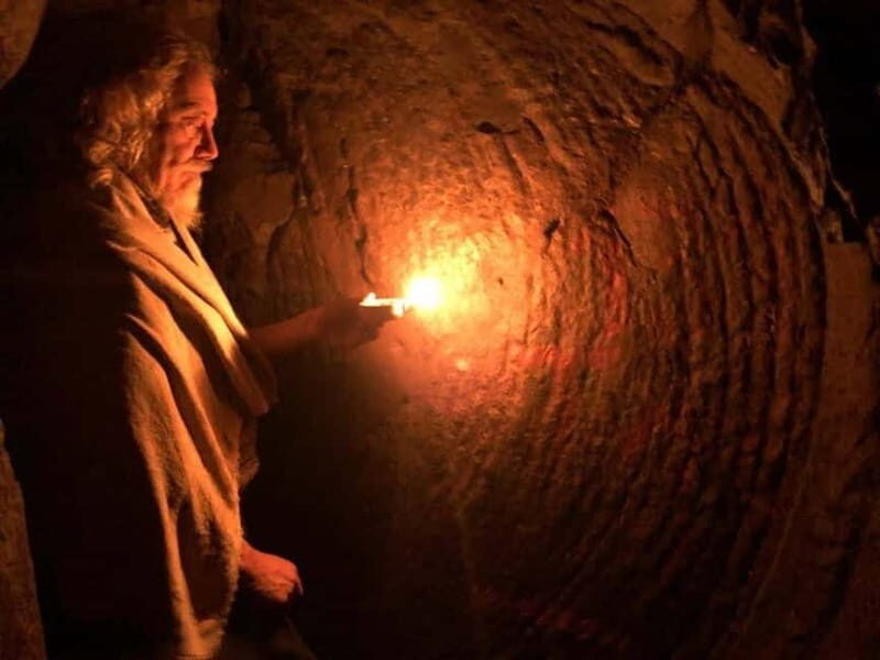 Between Catacombs and ancient Quarries in Rome - An In-Depth Look at the Underground Journey