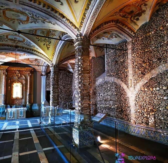 Between Life & Death: Roman Temple, Cathedral & Bone Chapel - The Roman Temple of Évora