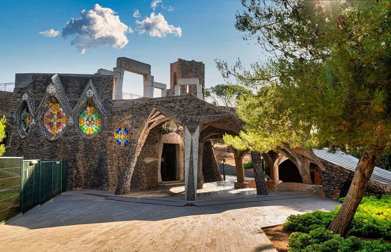 Beyond Barcelona: Gaudí, Wine & Hidden Treasures - Analyzing the Value