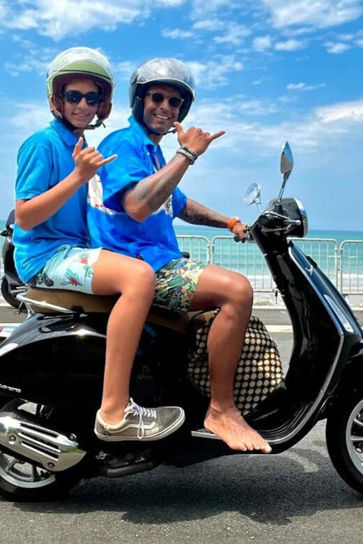 Biarritz: Vespa scooter rental for the day - Exploring Biarritz and Beyond from the Saddle