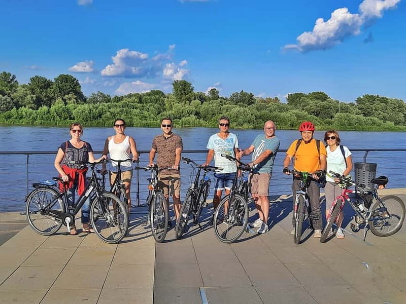 Biking Through Warsaw Highlights with Picturesque Views - In-Depth Look at the Itinerary